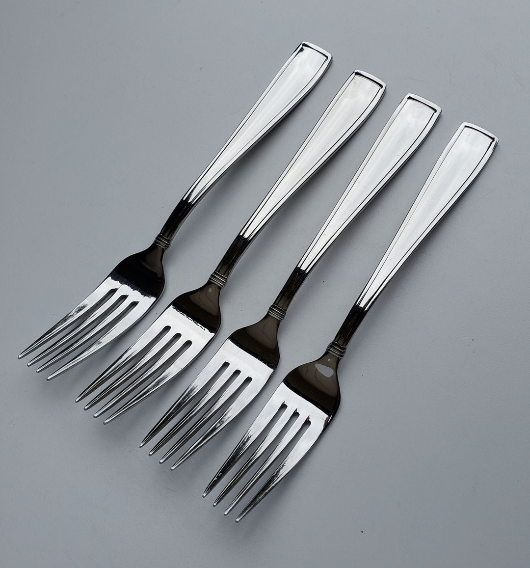 Reed and Barton Benson Pattern 18/10 Stainless Flatware - Set of 4 ...