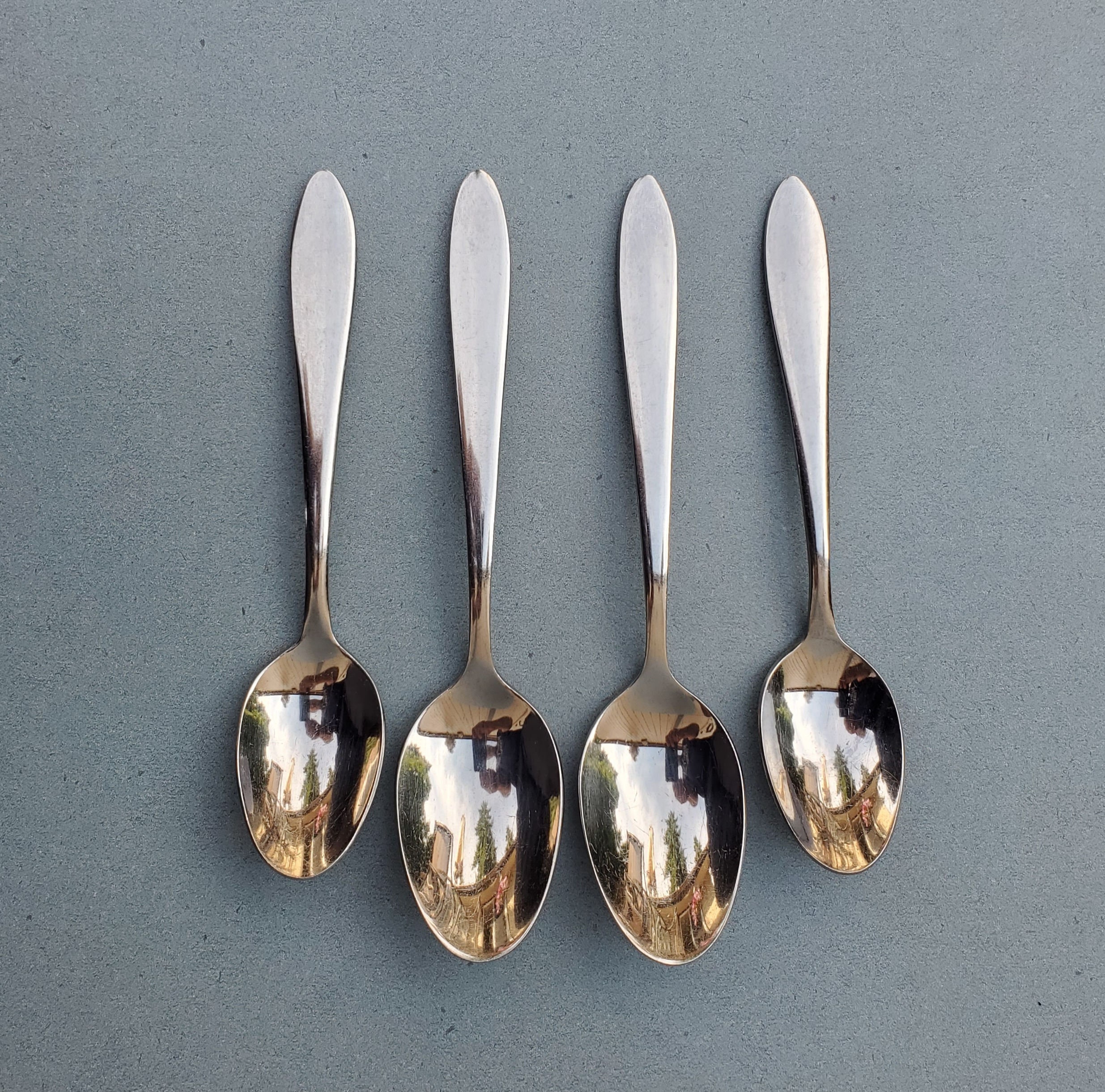Oneida Stainless Flatware Taylor Pattern Mixed Lot of 4 Spoons 2 Soup ...