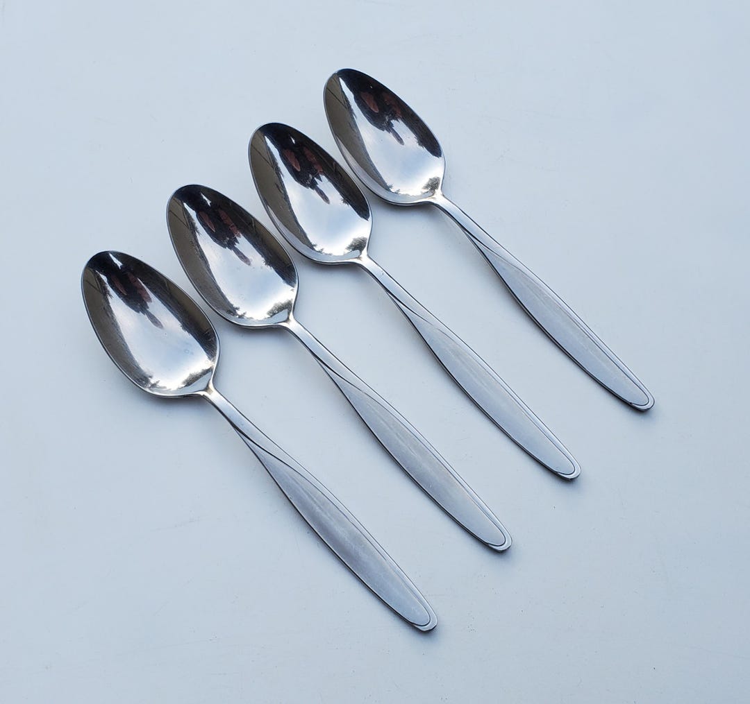 Cuisinart 18/10 Stainless Satin Wrap Pattern - Set of 4 Soup Spoons ...