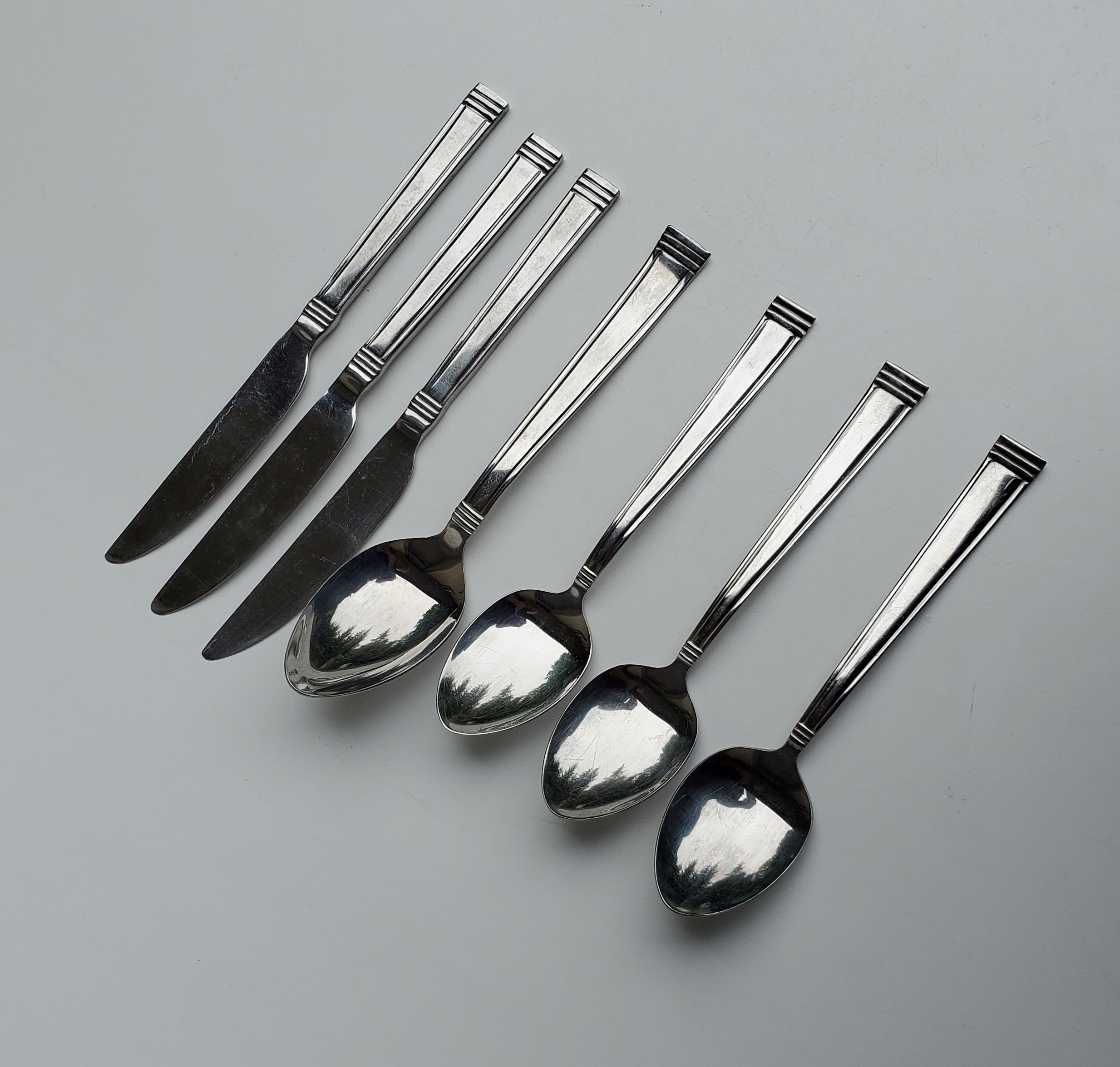 Farberware 18/8 Stainless Linea Pattern Set of 8 Pieces 3 - Etsy