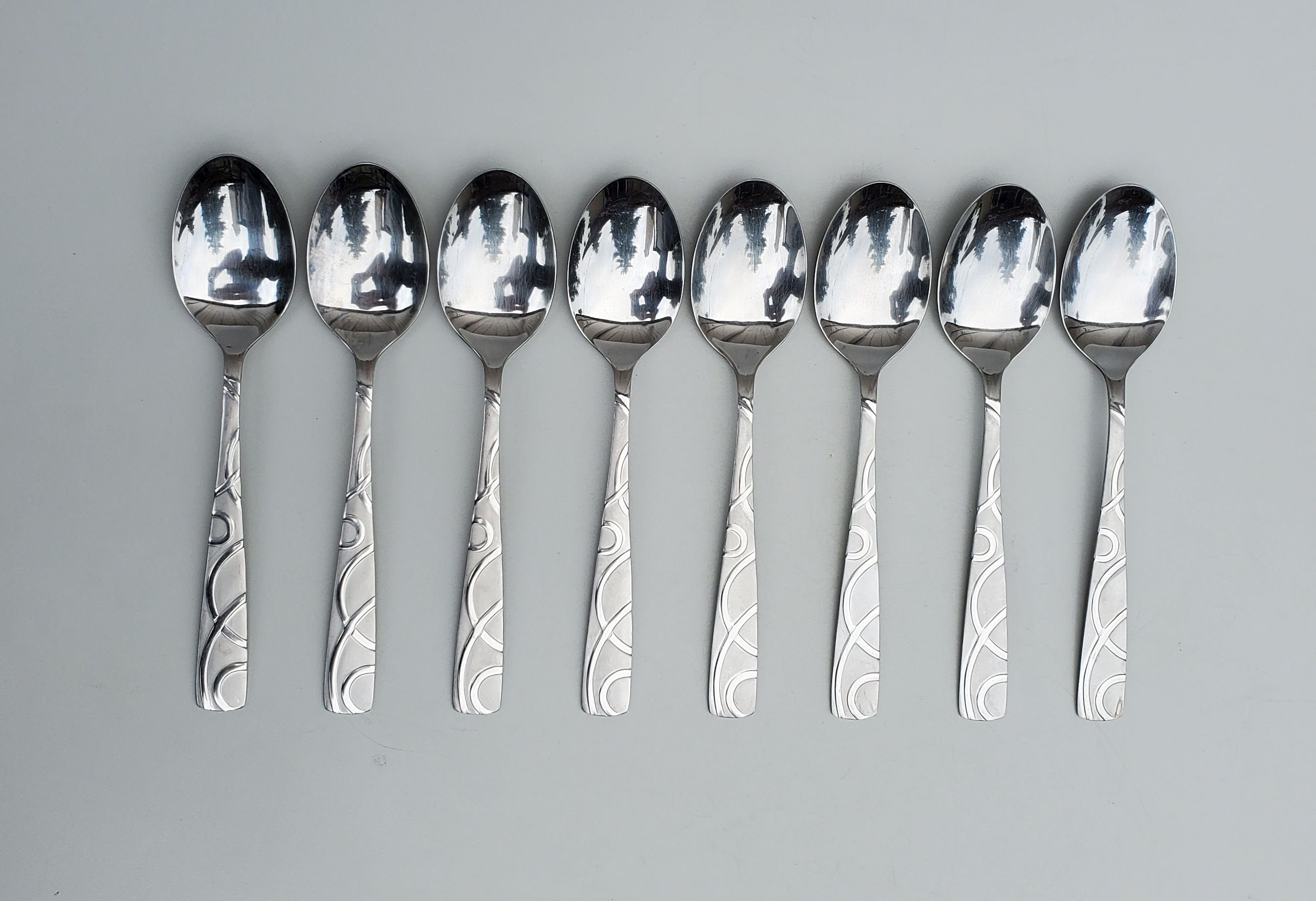 Cambridge Stainless Flatware Conquest Pattern Set of 8 Soup Spoons ...
