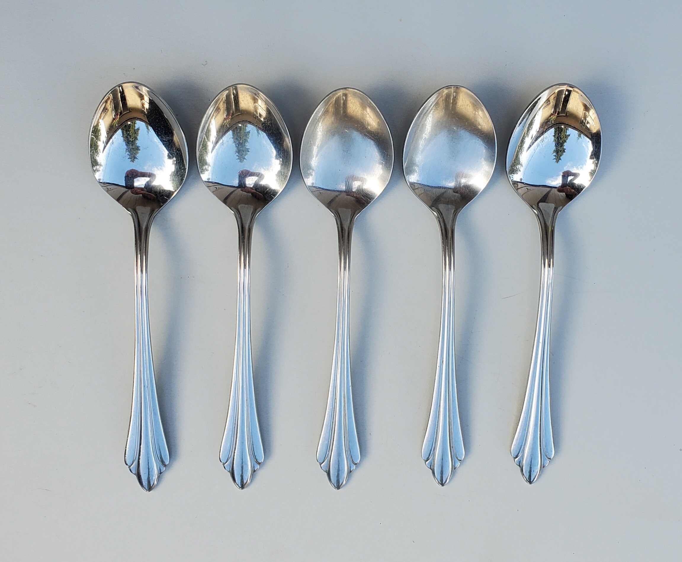 Reed and Barton Stainless Rebacraft Pattern - Set of 5 Teaspoons ...