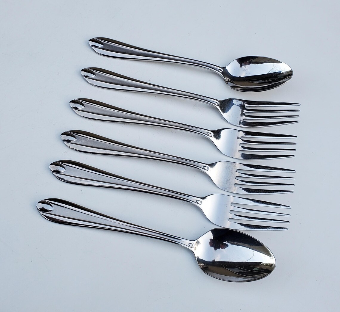 Hampton Silversmiths Classy Anastasia Pattern - Set of 4 Salad Forks ...
