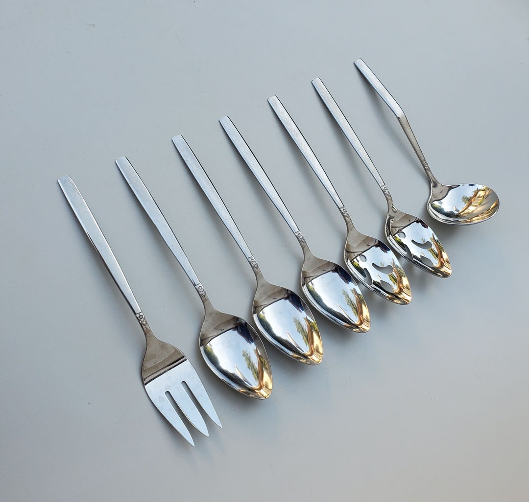 Oneida Ltd 1881 Wm Rogers Stainless Melissa Pattern - Mixed Lot of 7 ...