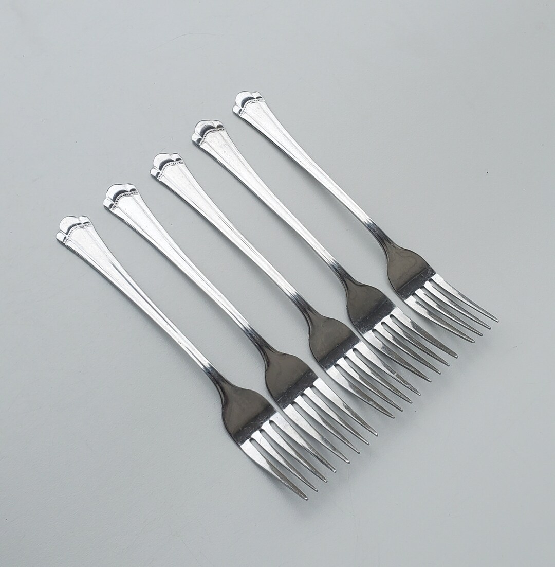 Farberware Stainless Romance Pattern Set of 5 Dinner Forks glossy ...