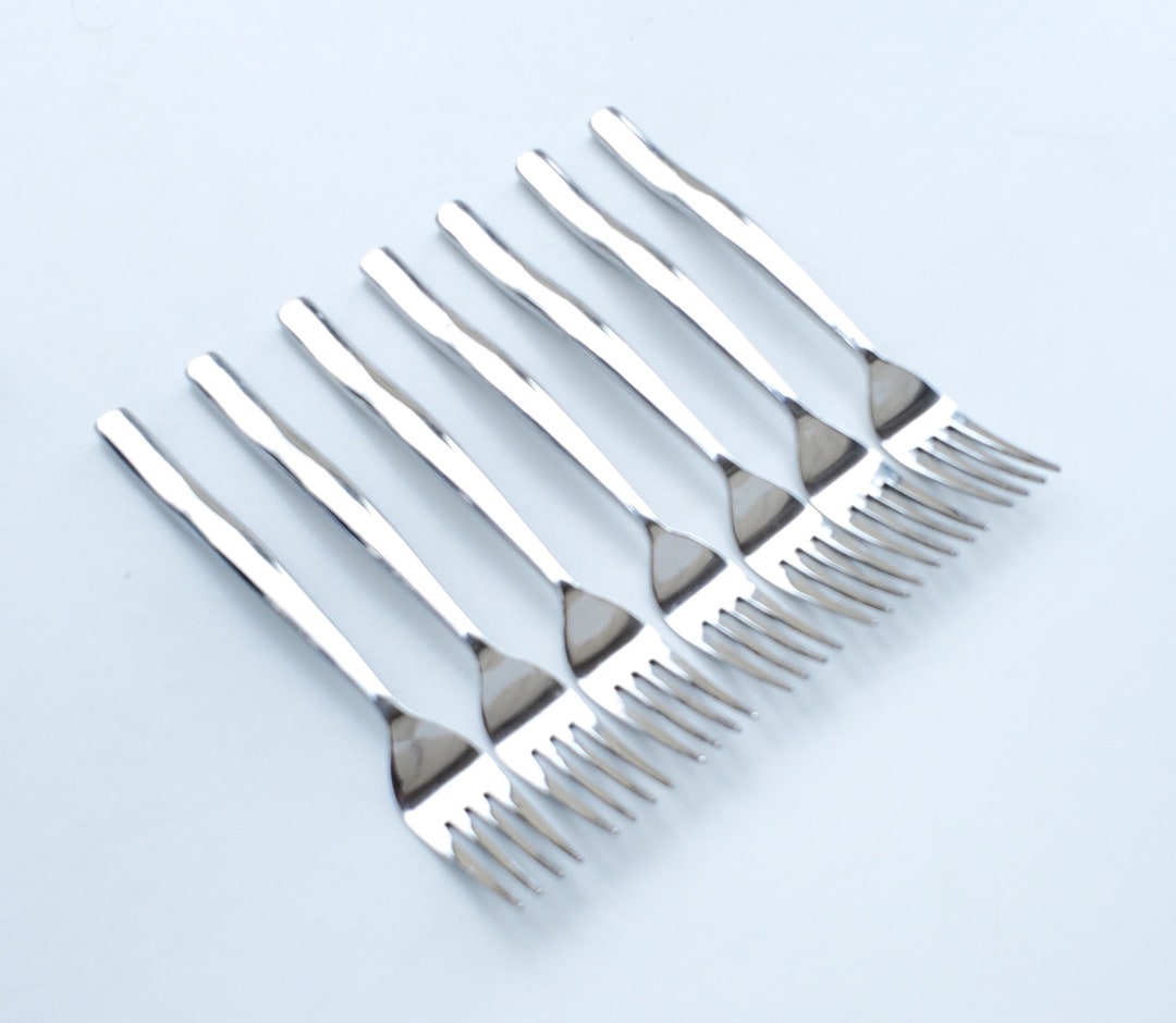 Gourmet Settings Ribbon Pattern - 18/0 Stainless - Set of 7 Salad Forks ...