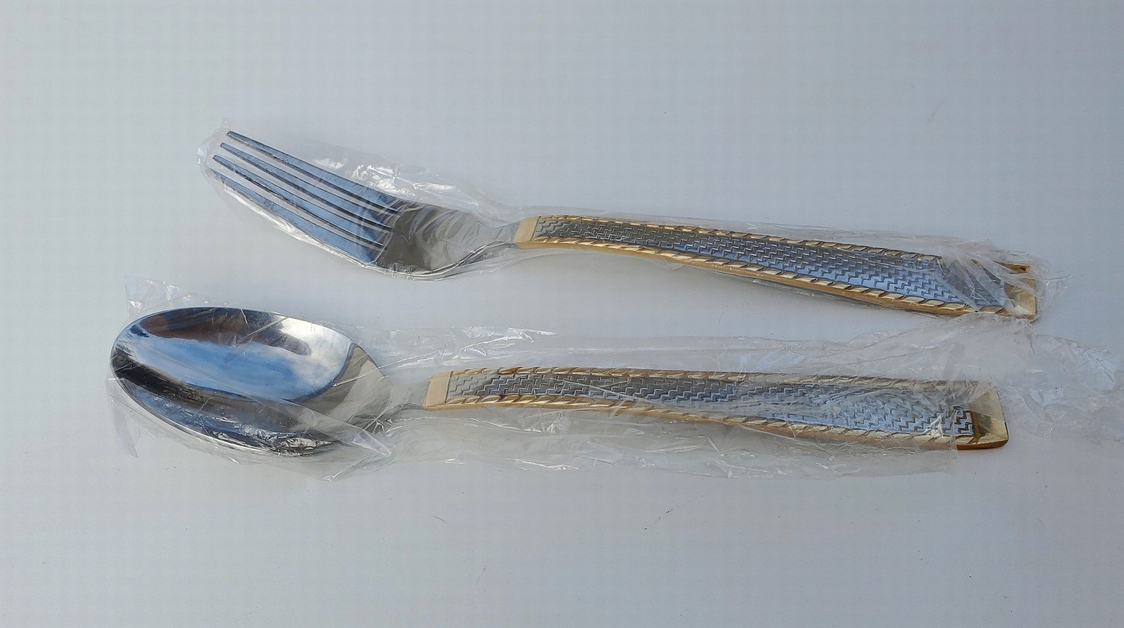 Cambridge Gold South Hampton NEW Soup Spoon and Dinner Fork Set ...