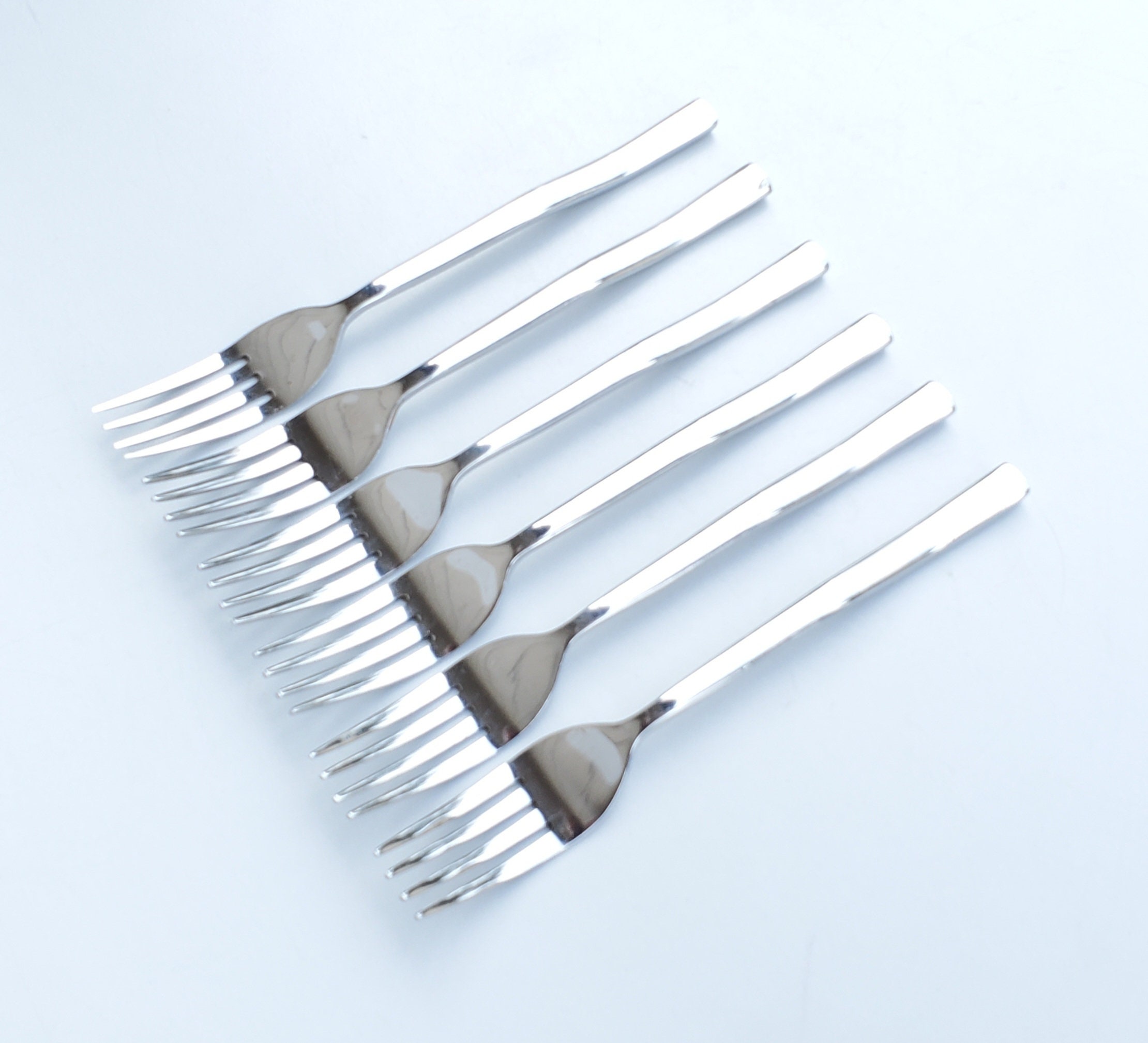 Gourmet Settings 18/0 Stainless Ribbon Pattern - Set of 6 Dinner Forks ...
