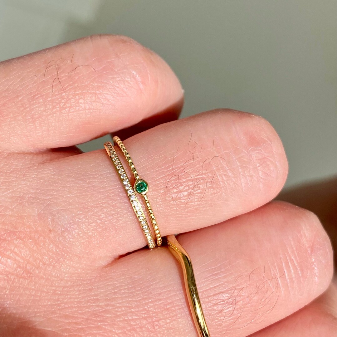 Feiner Ring aus massivem S925-Silber, vergoldet mit minimalistischem 14 ...