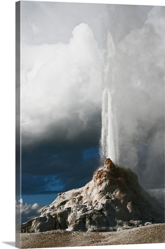 Geyser Montana Downtown