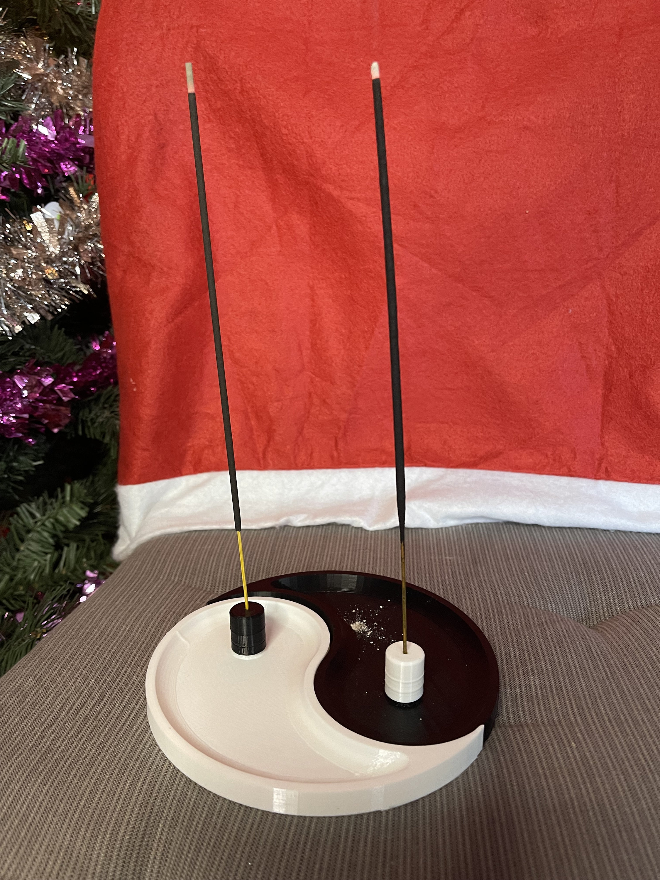 Harmony in Fragrance: Handcrafted Yin Yang Incense Holder for Tranquil ...