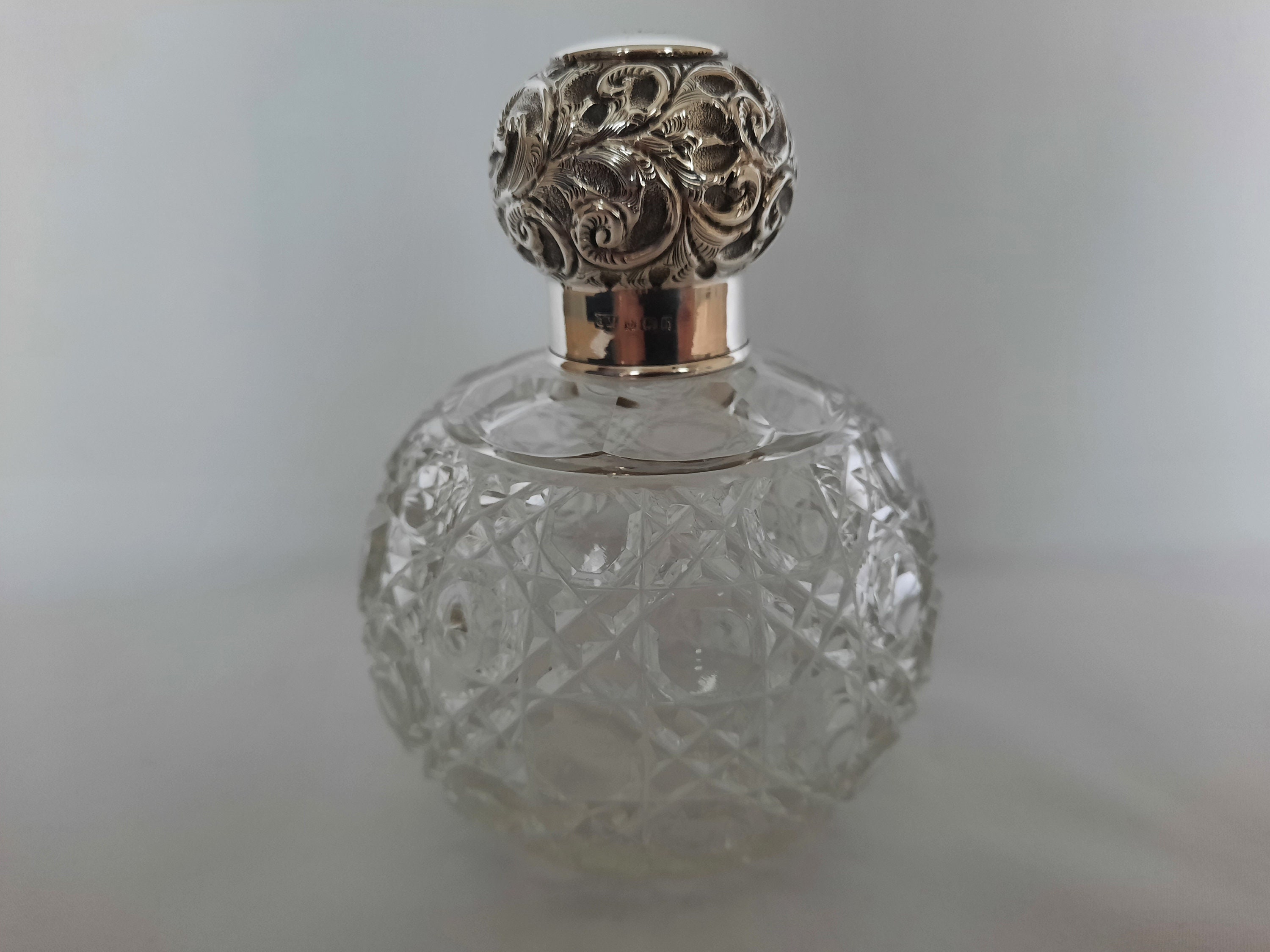 EDWARD VII SILVER Topped Perfume Bottle