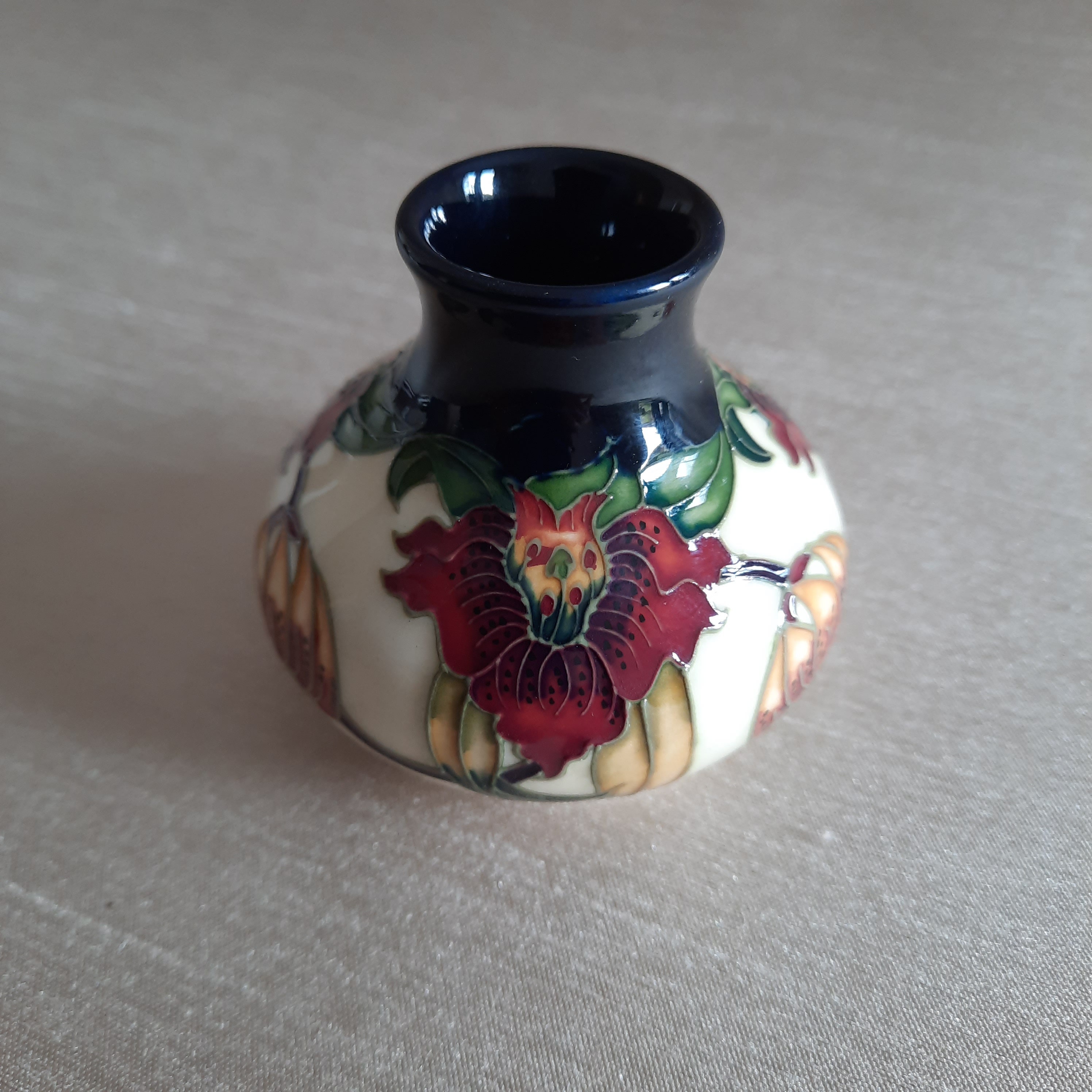 Moorcroft ANNA LILY Vase