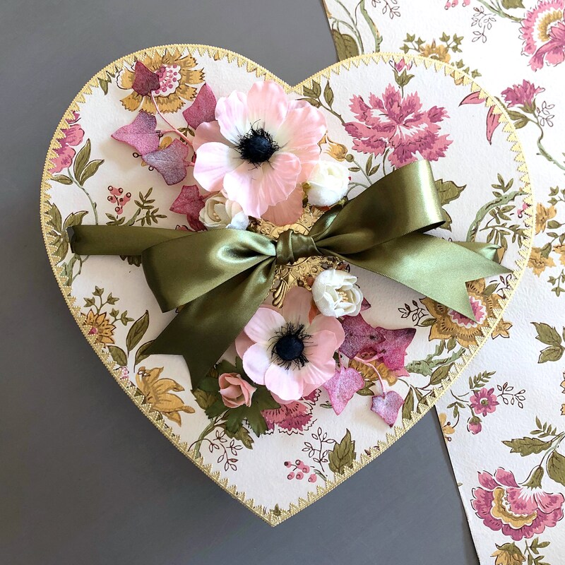 Floral Heart Box - Etsy