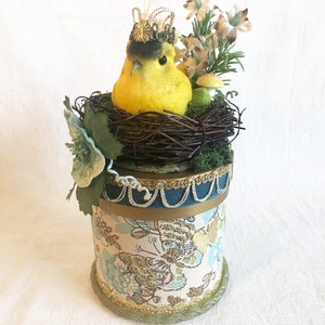 Vintage-inspired Nesting Goldfinch Candy Box Vintage 1940s - Etsy