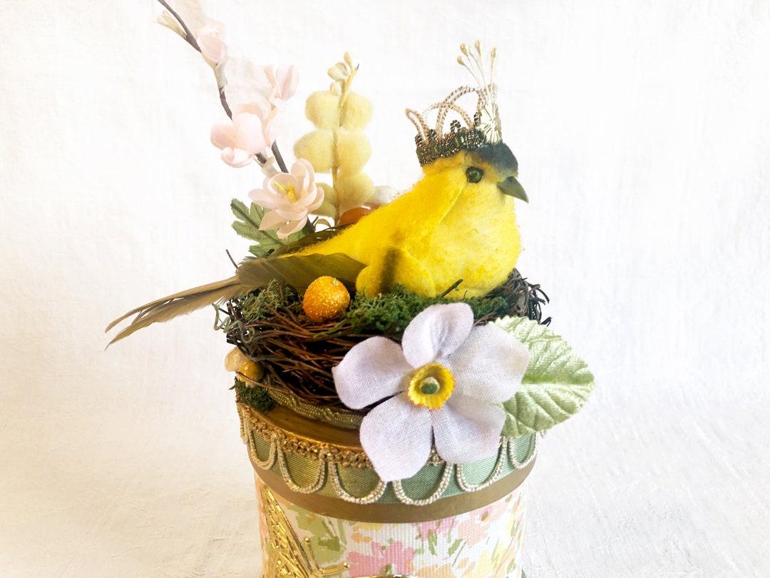 Vintage-inspired Nesting Goldfinch Candy Box | Vintage Wallpaper Bird ...