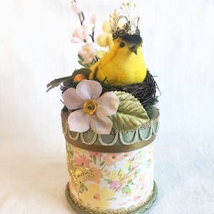 Vintage-inspired Nesting Goldfinch Candy Box | Vintage Wallpaper Bird ...