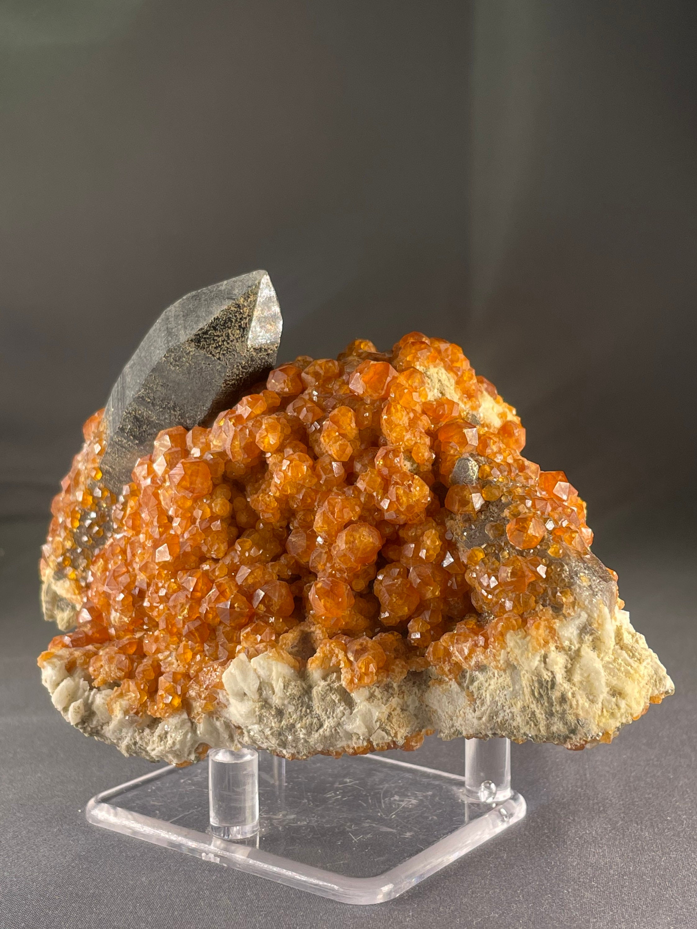 Spessartine Garnet Matrix With Smoky Quartz - Etsy