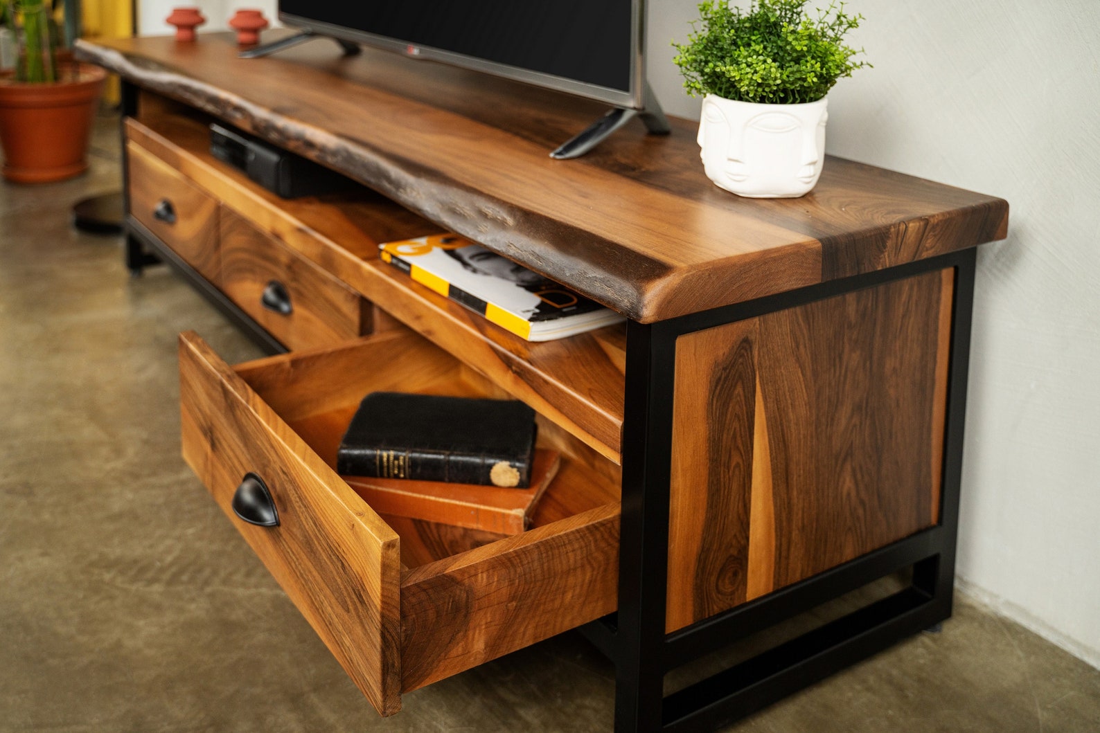 Tv Stand , Media Console , Media Center , Tv Cabinet , Tv Console ...