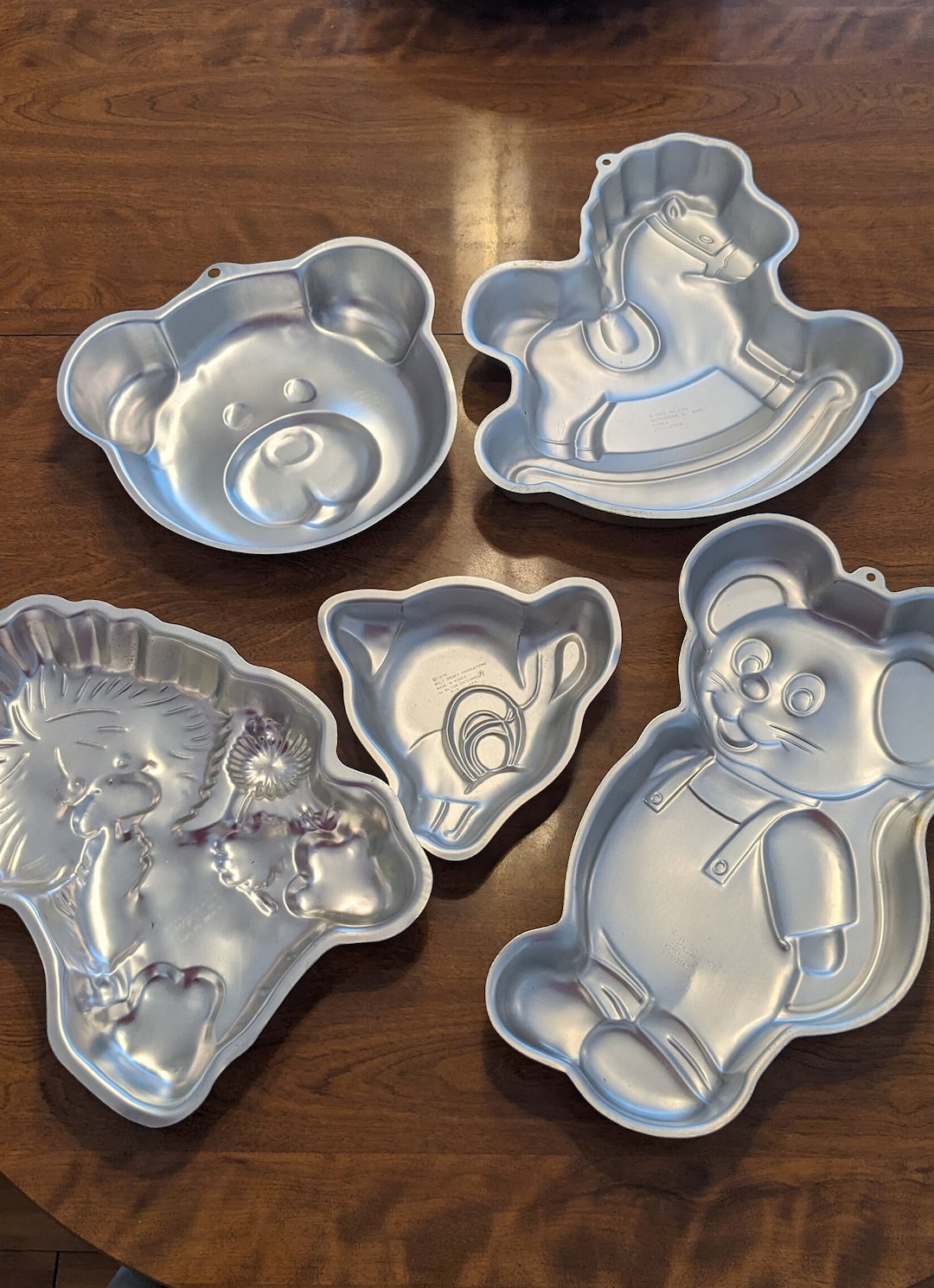 Set of 5 Vintage Cake Pans - Etsy