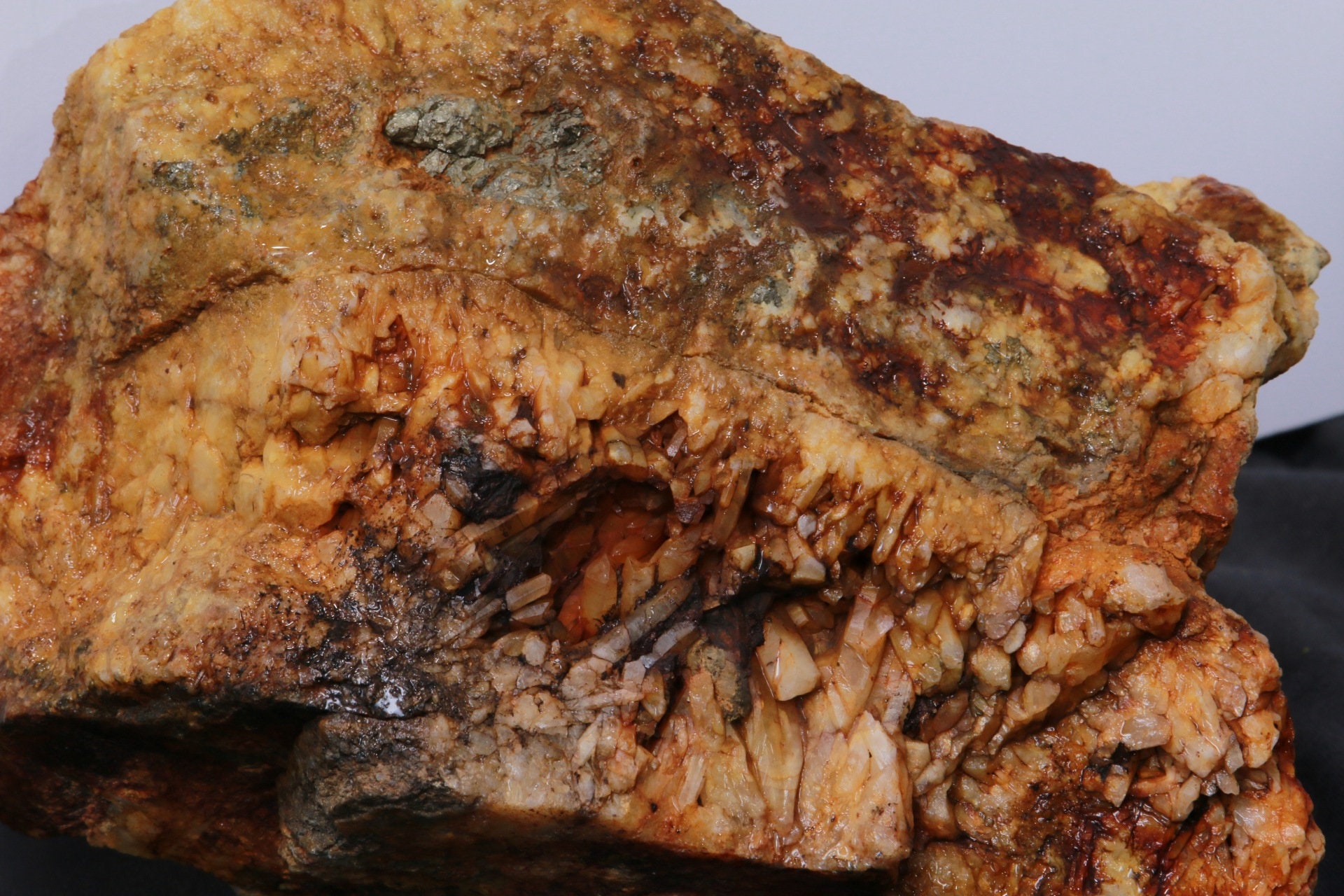 High Grade Gold Ore With Quartz Crystal Cluster and - Etsy