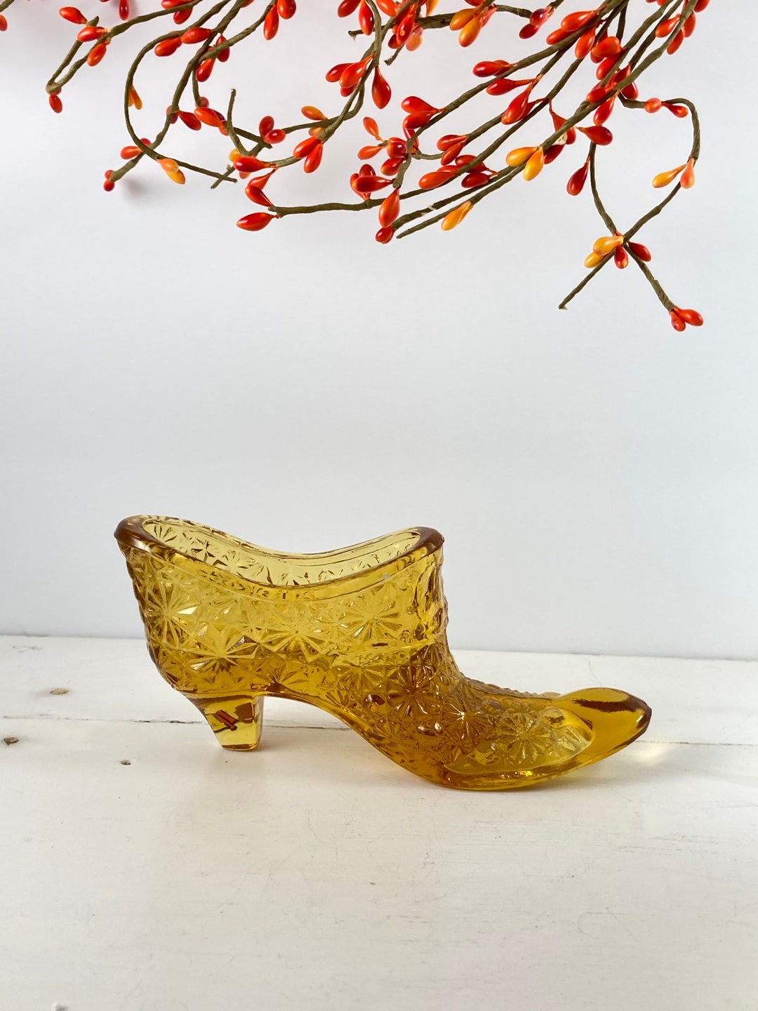 Vintage Yellow Amber Glass Shoe Decor, Clear Daisy Flower Pattern ...