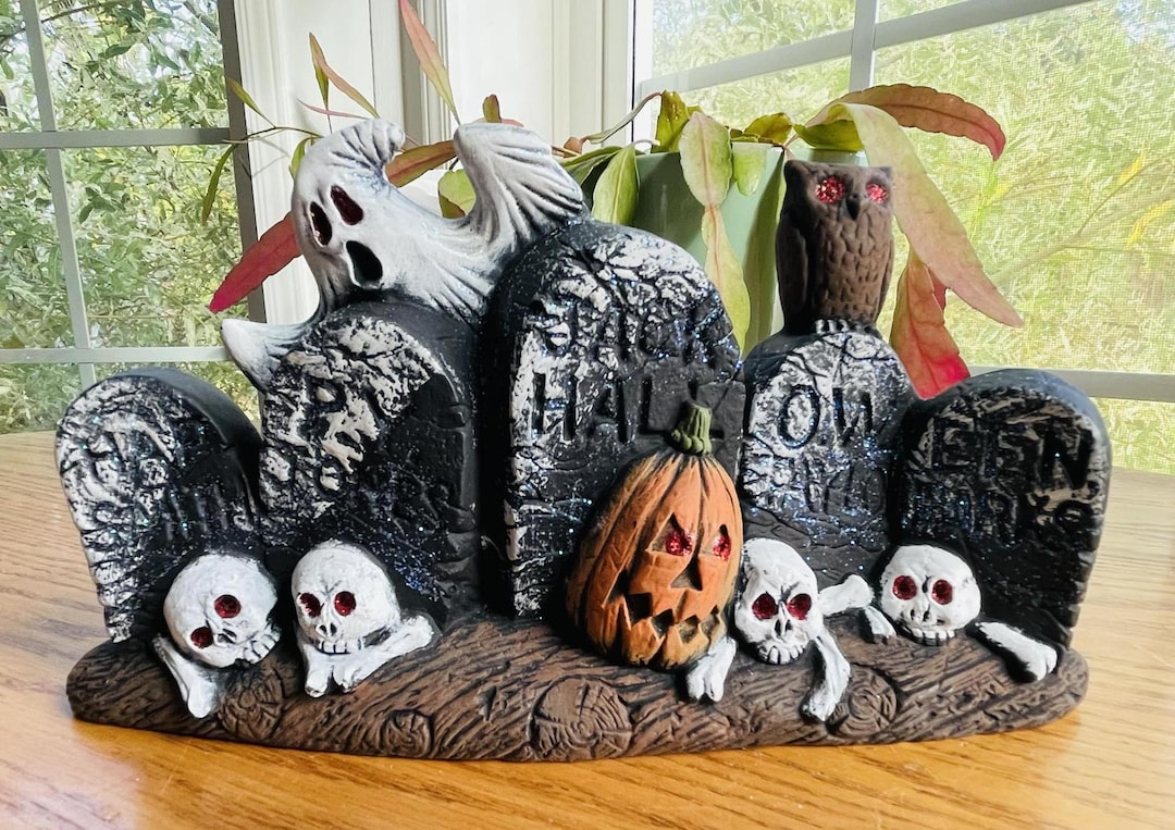 Vintage Halloween Ceramic Table Top Decoration Spooky Ghost Owl ...