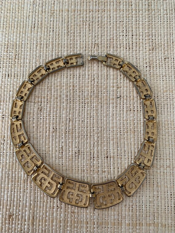 Crown Trifari Asian symbol panel link necklace - Gem
