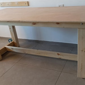 Foldable Workshop Table on Wheels DIY Plans & Instructions, DIY ...