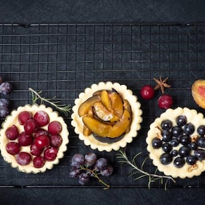 Self-fertile Ruby Crisp Muscadine Seeds: 25 Seeds, Dark Red Berries ...