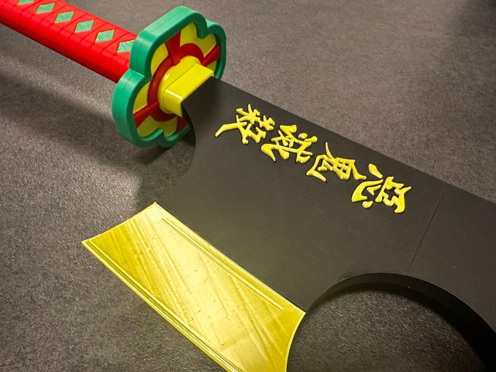 Tengen Uzui Nichirin 3d-model | Demon Slayer | Kimetsu No Yaiba ...