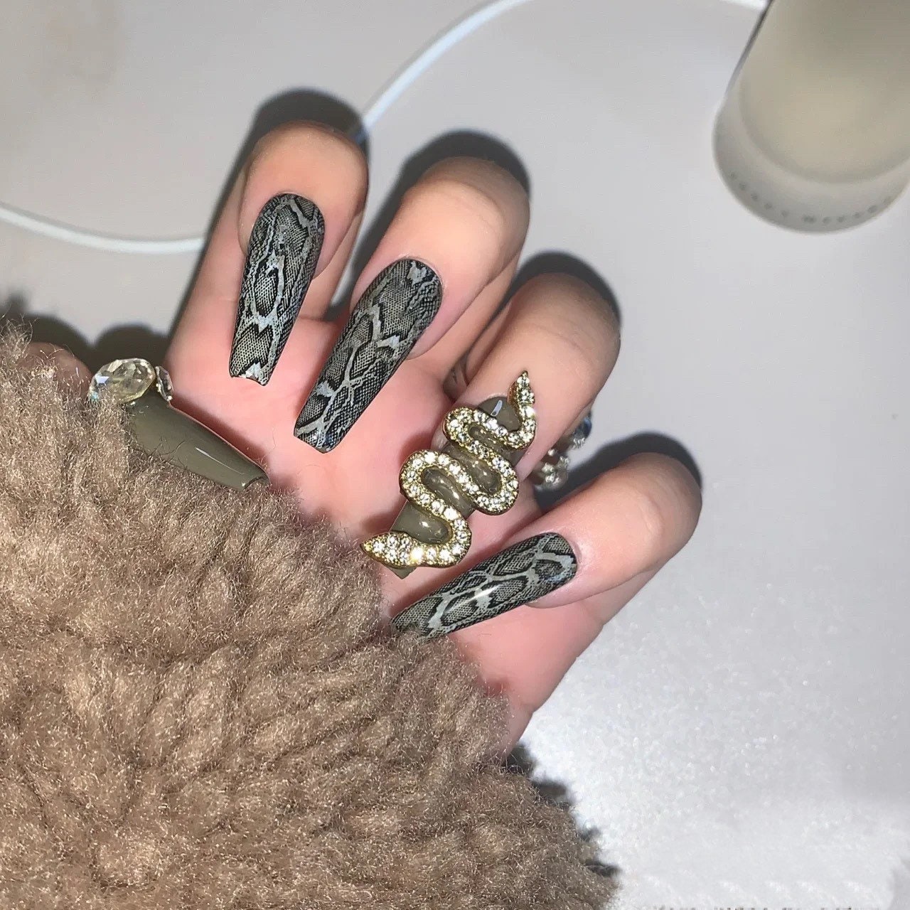 Snake Skin Print Press on Nailsblack Fake Nailsanimals Fake - Etsy