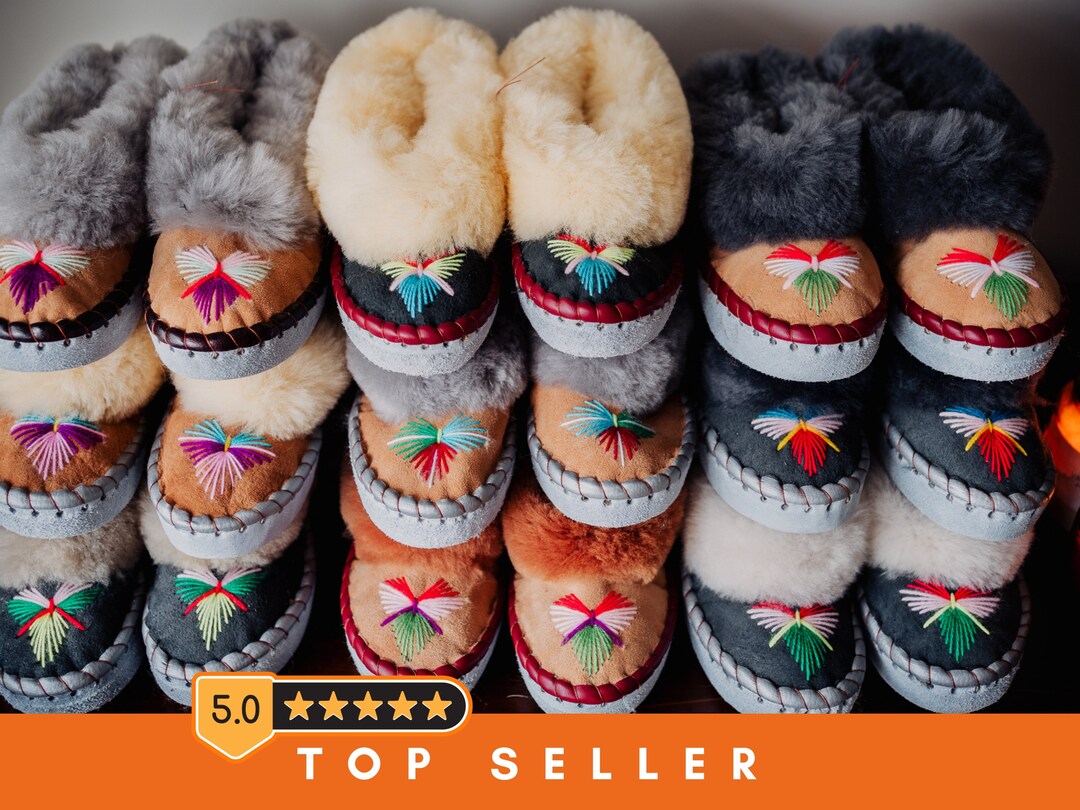 LUCKY DIP Sheepskin Slippers, Traditional Woollen Moccasins With Fur - Etsy