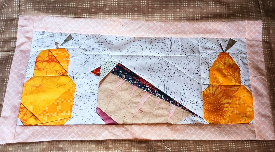 Partridge and Pear Table Quilt - Etsy