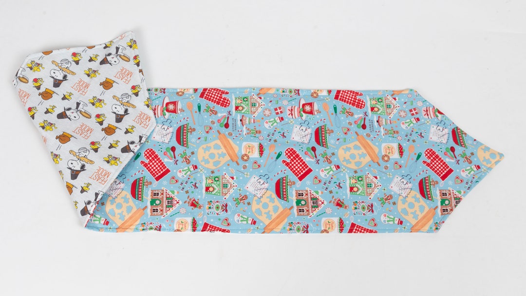 Table Runner 2 Sided - Snoopy Thanksgiving / Christmas Treats - Etsy