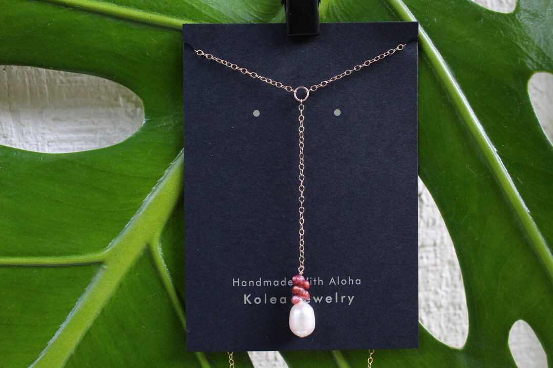 Kahelelani Mākue And Freshwater Pearl Drop Necklace Niihau Shell