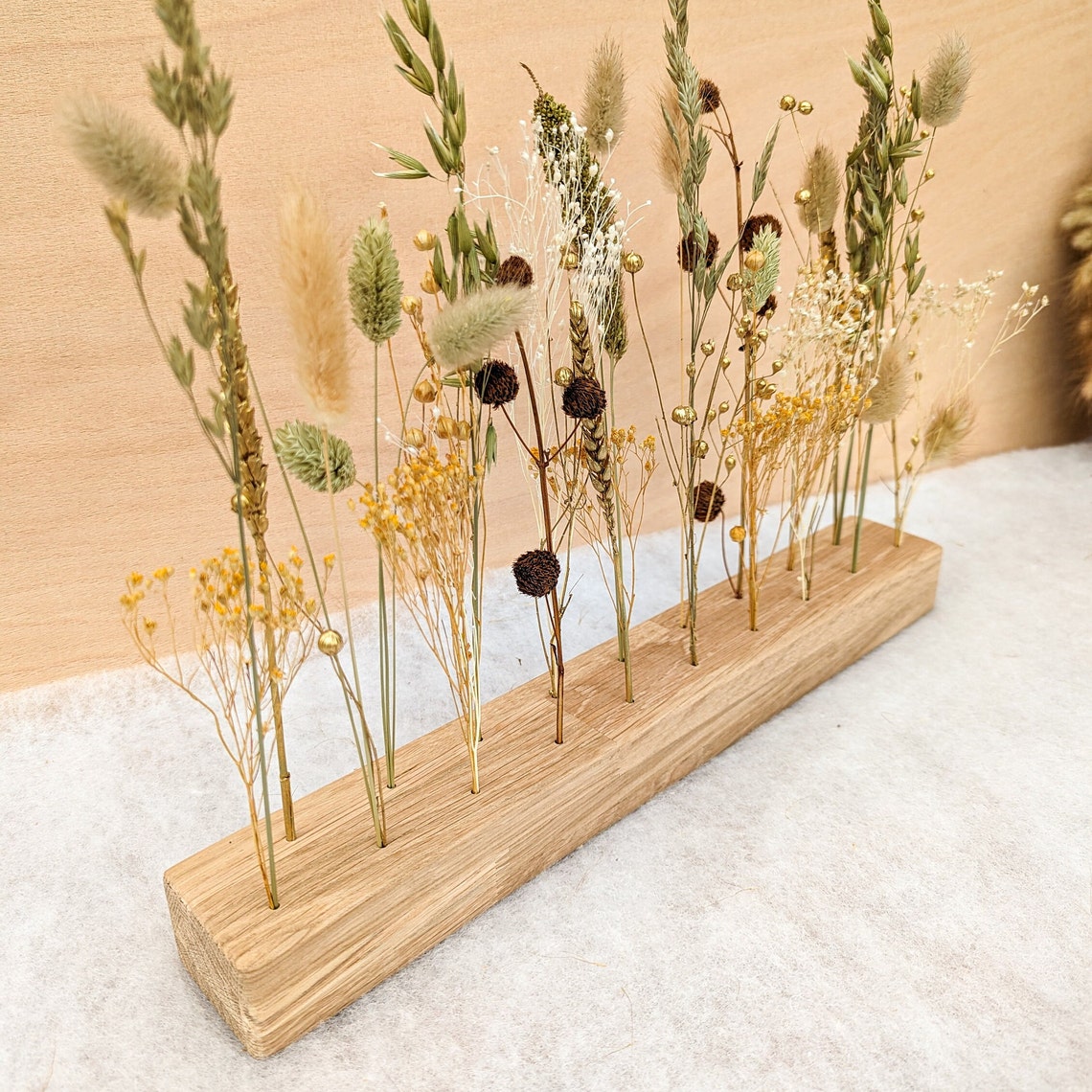 Flower Bar With Dried Flowers Wooden Decoration Table Decoration ...