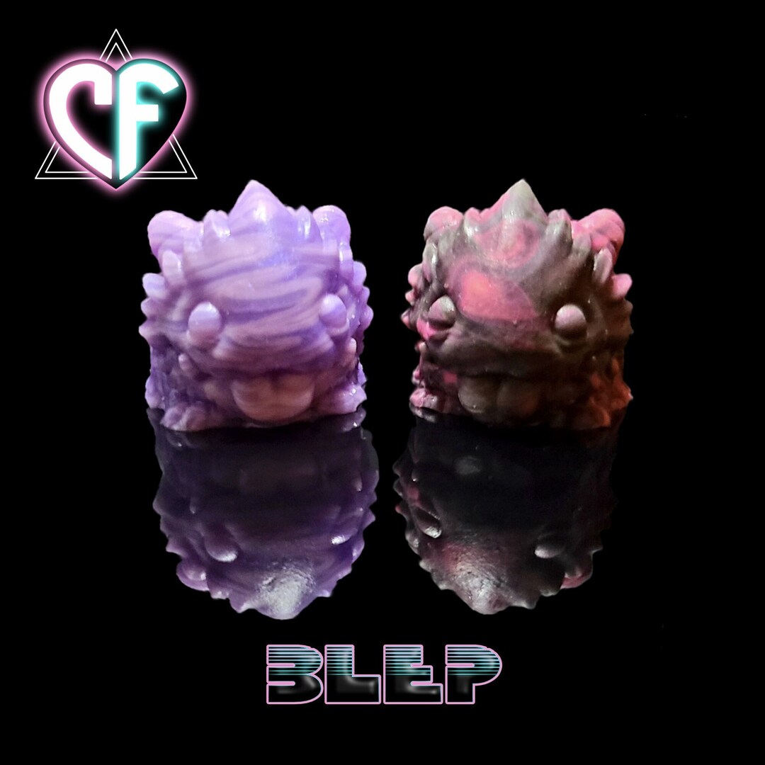 Blep Squishee - Etsy