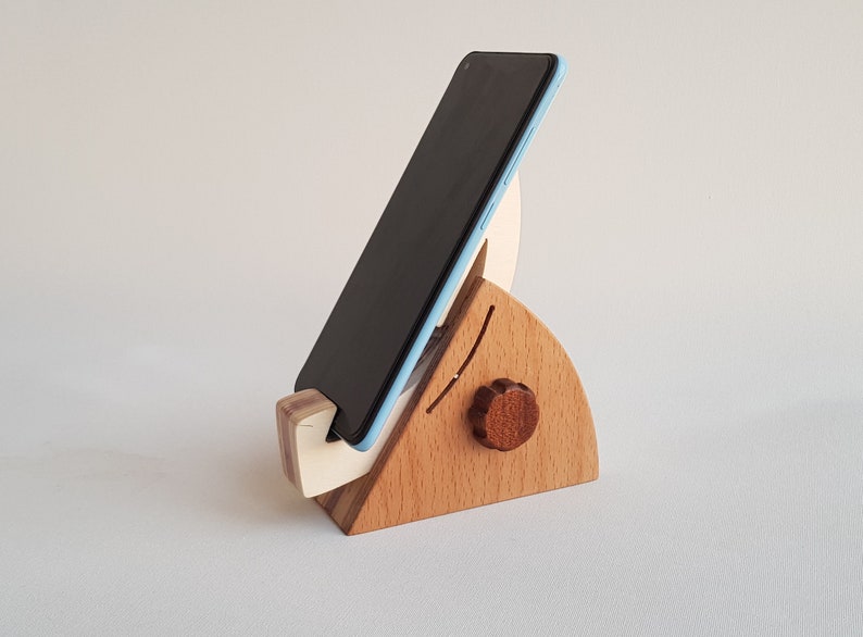 Wooden Cell Phone Holder Plans & Patterns Adjustable Wooden Phone Stand ...