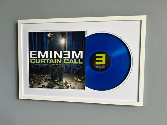 Eminem Curtain Call Album Cover