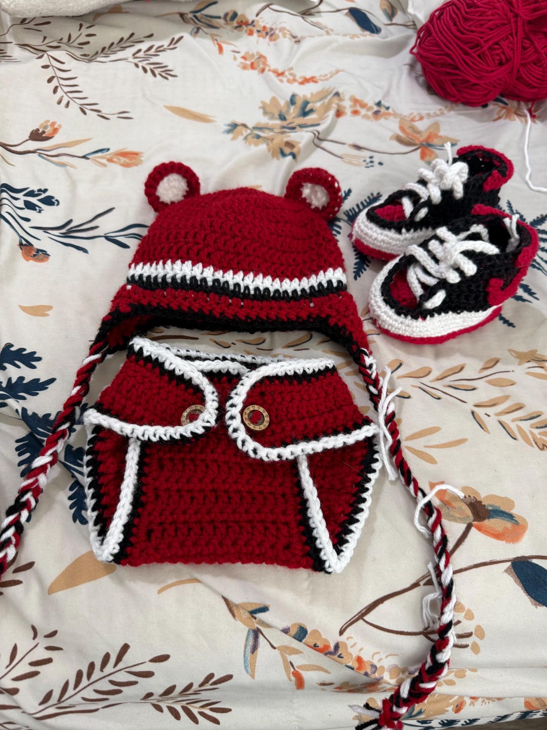 Crochet Baby Teddy Hat , Sneakers ,diaper Cover - Etsy