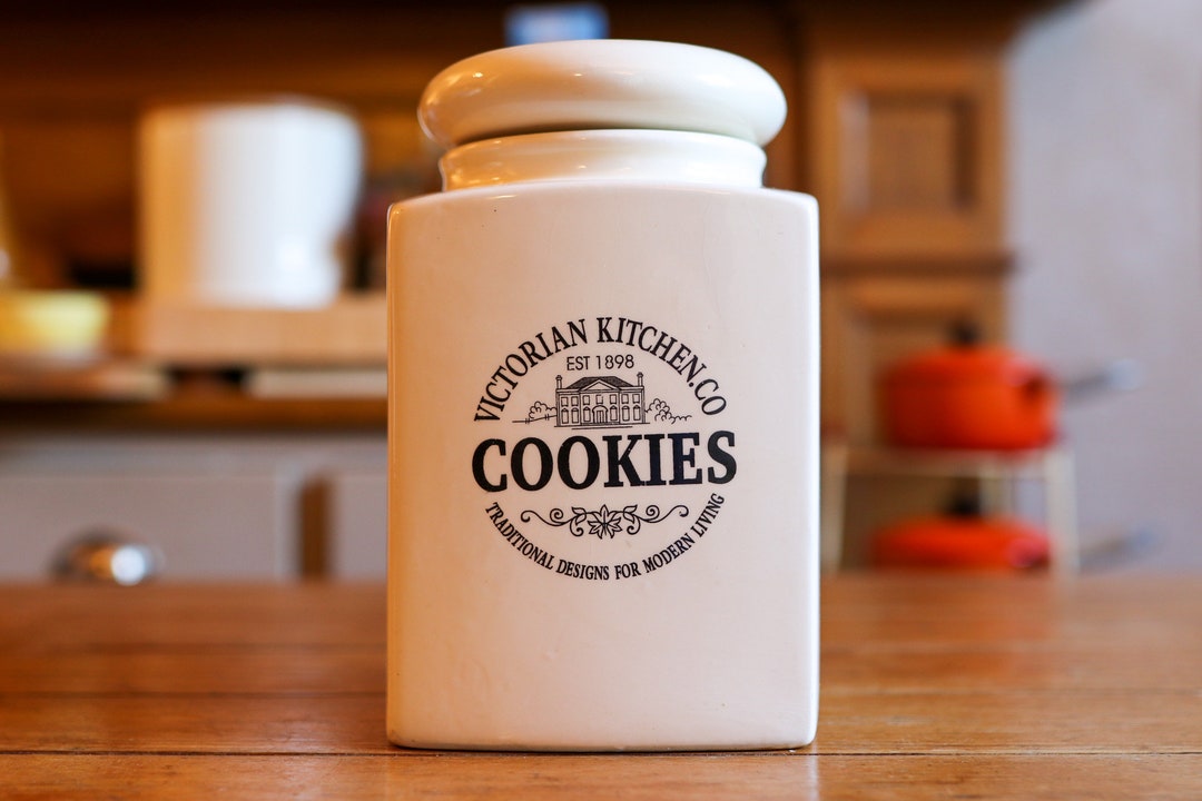 RETRO COOKIE JAR - Etsy