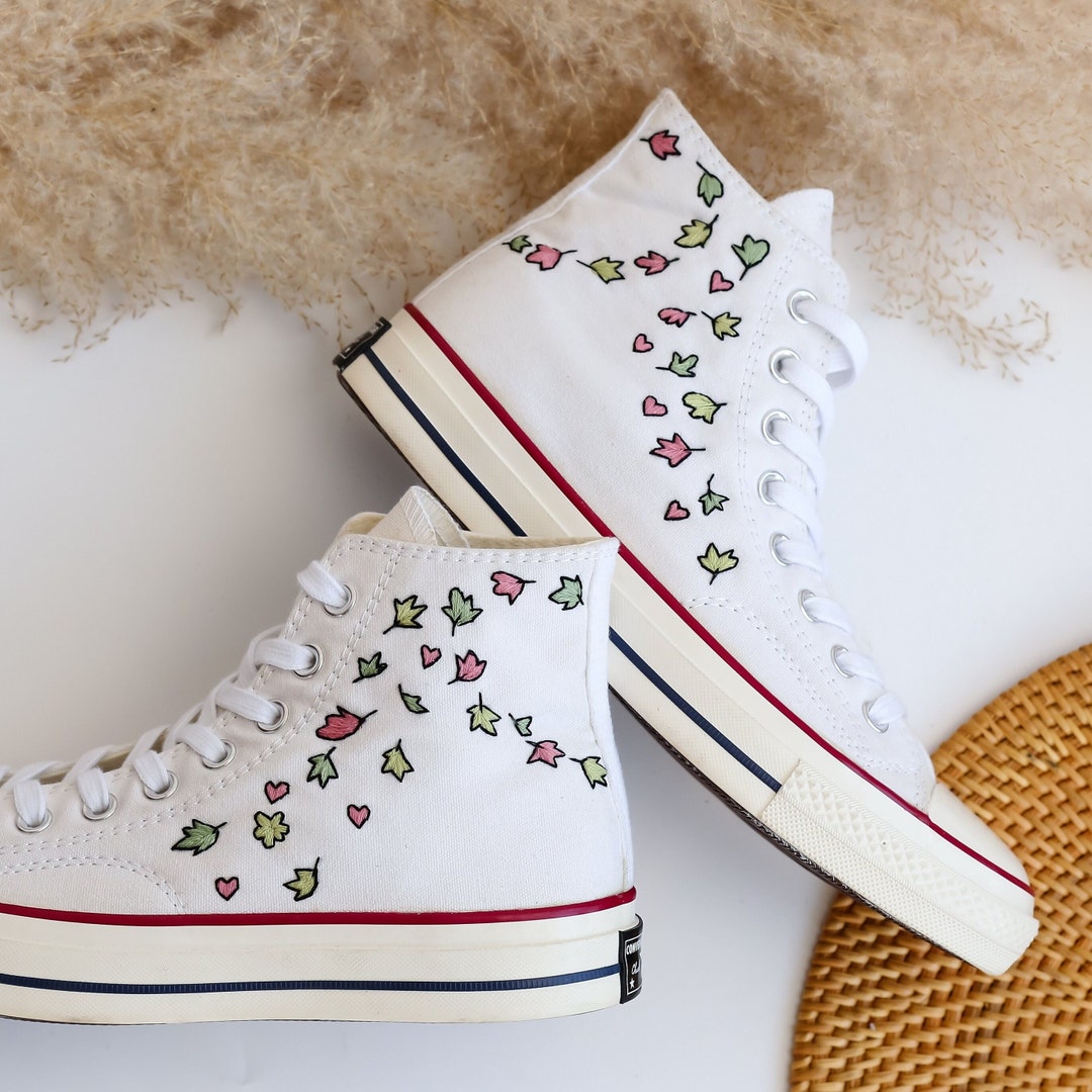 Custom Converse Embroidered Heartstopper Leaves, Bookish Inspired ...