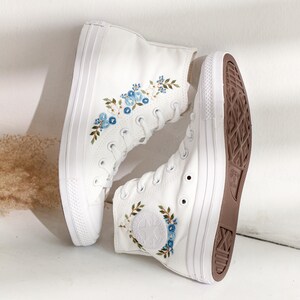 Blue Converse Embroidered, White Converse With Blue Flowers Embroidery ...