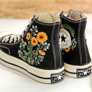 Embroidered Converse Sunflower and Queen Anne's Lace, Converse High ...