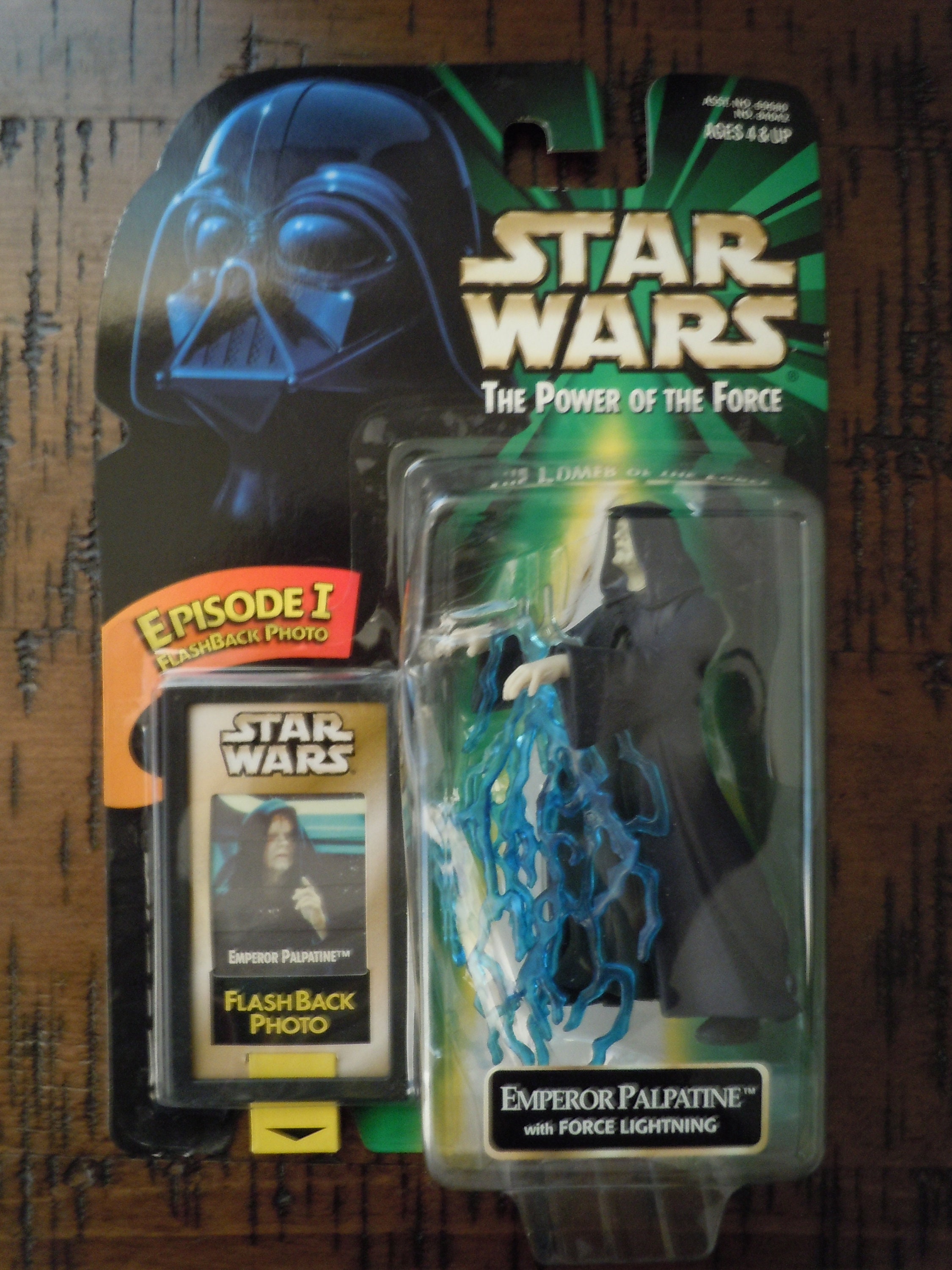 Toys Assorted Star Wars Power of the Force Flashback Action Figures ...