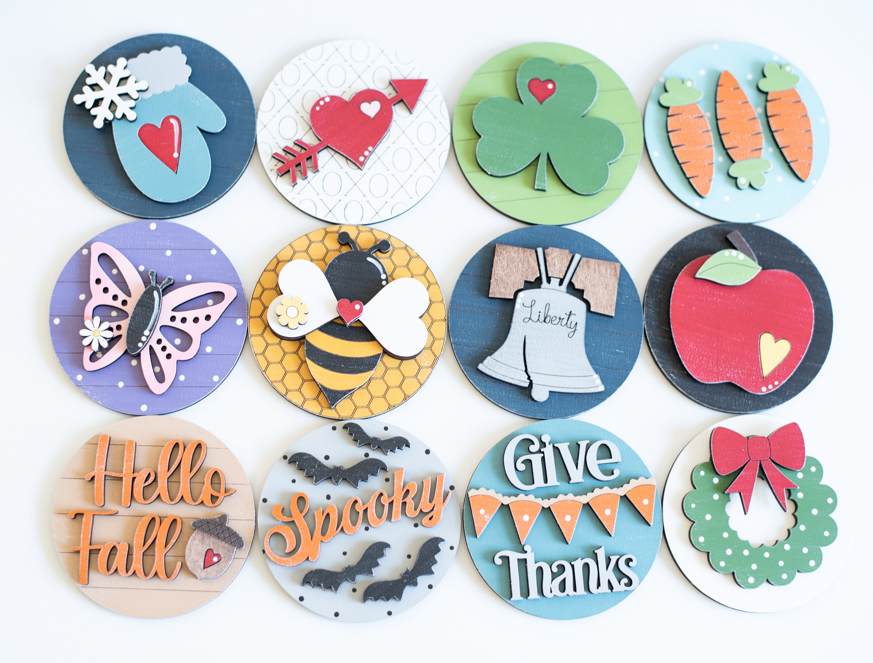 Interchangeable Seasonal Mini Standing Sign Frame Post Set Seasonal ...