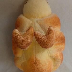 Vanilla Breadbug From Pikmin Height 6,3” (16 Cm) Plush Toy Chinche Carroñero Carroñera Scaratax ...