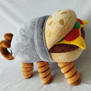 Bunger From Bugsnax 13.8” (35 Cm) Plush Toy Bugsnak Burguesouro ...