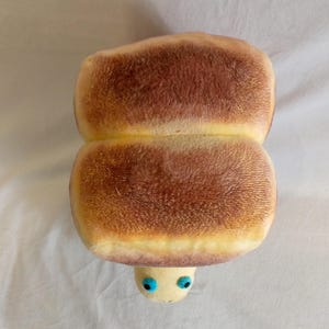 Giant Breadbug From Pikmin Height 9,85” (25 Cm) Plush Toy Chinche Carroñera Gigante Scaratax ...